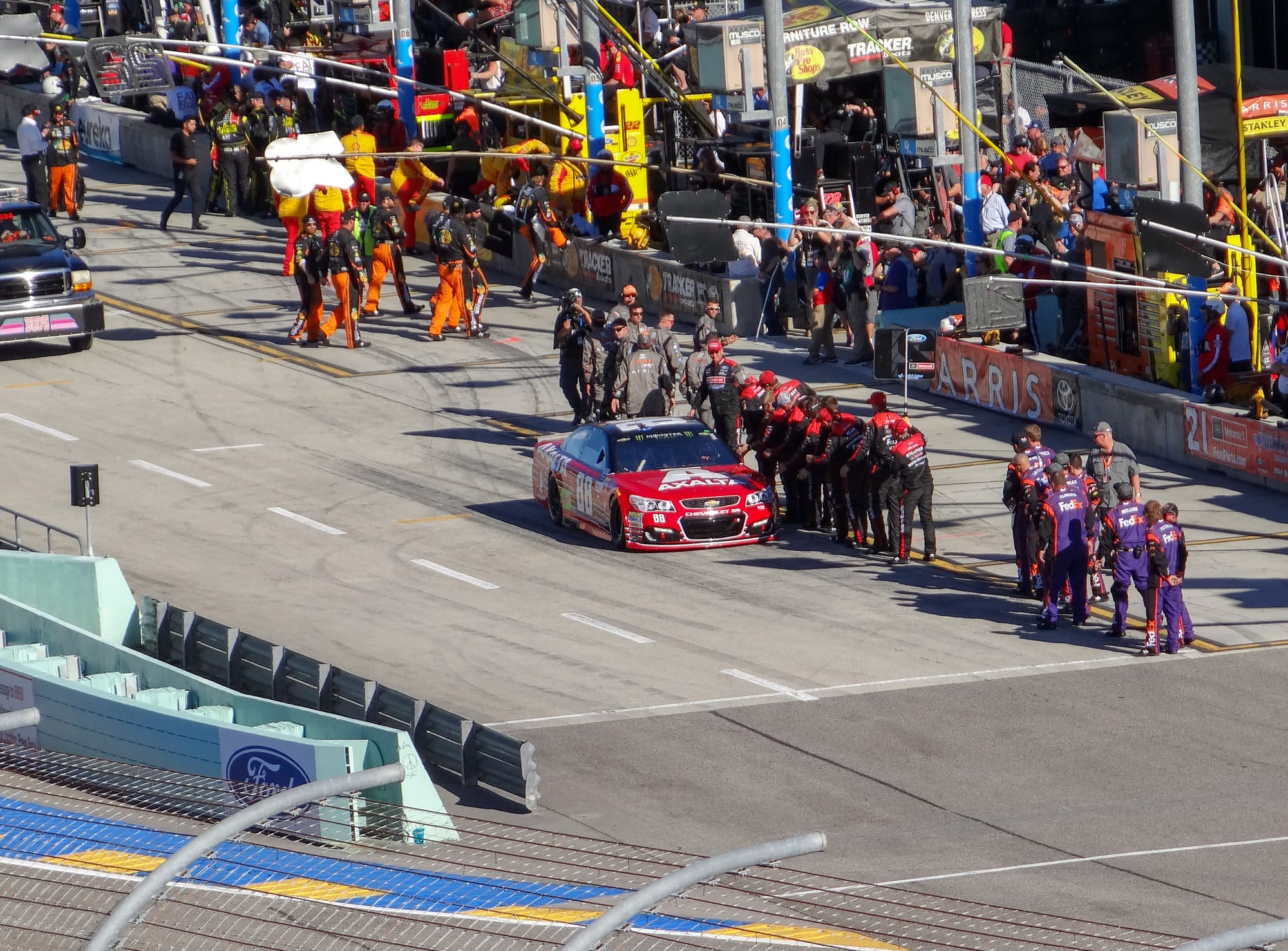 NASCAR Homestead Miami Speedway - SharingMyInsight
