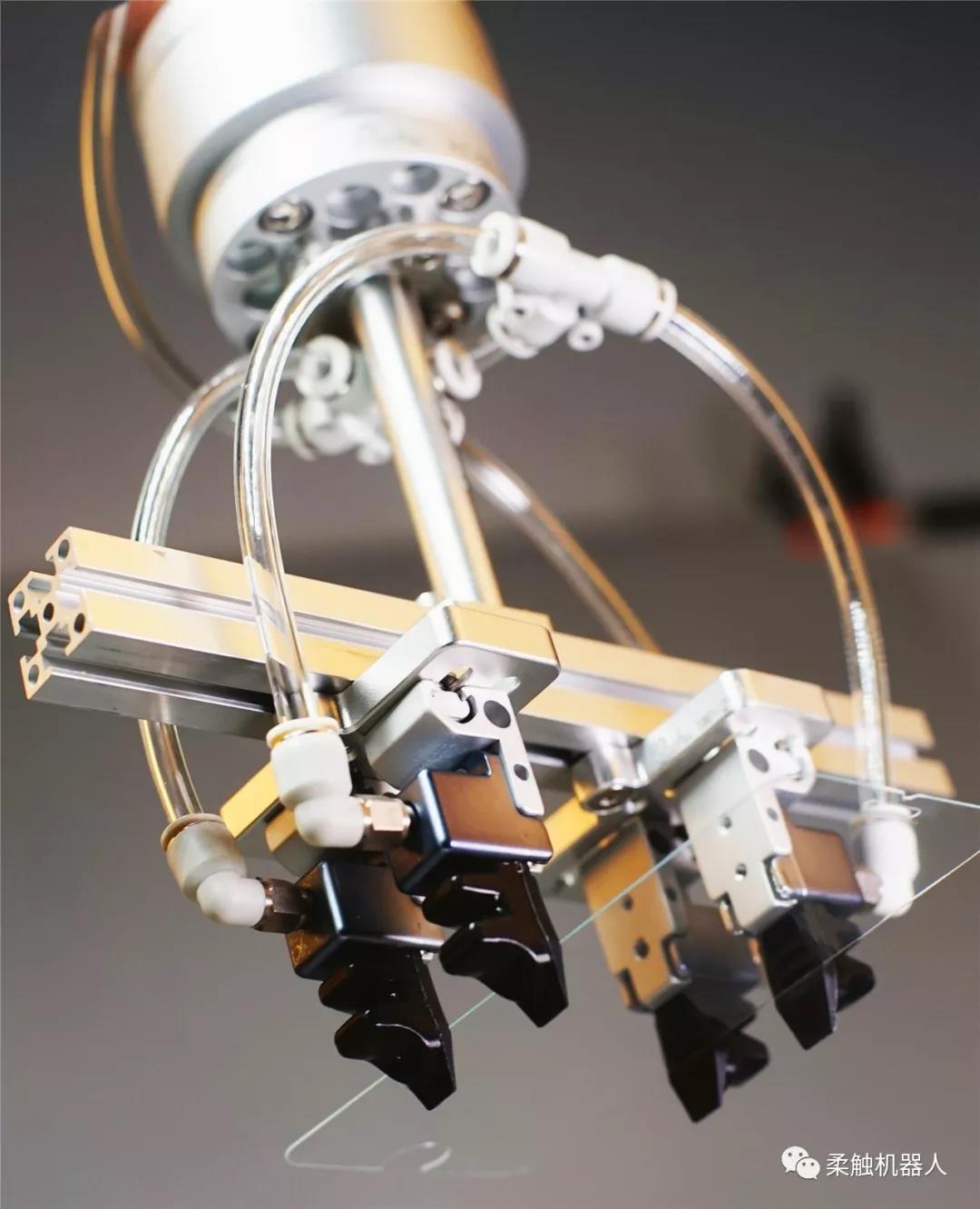 Rochu soft gripper-Silicon wafers are transferred without any trace or ...