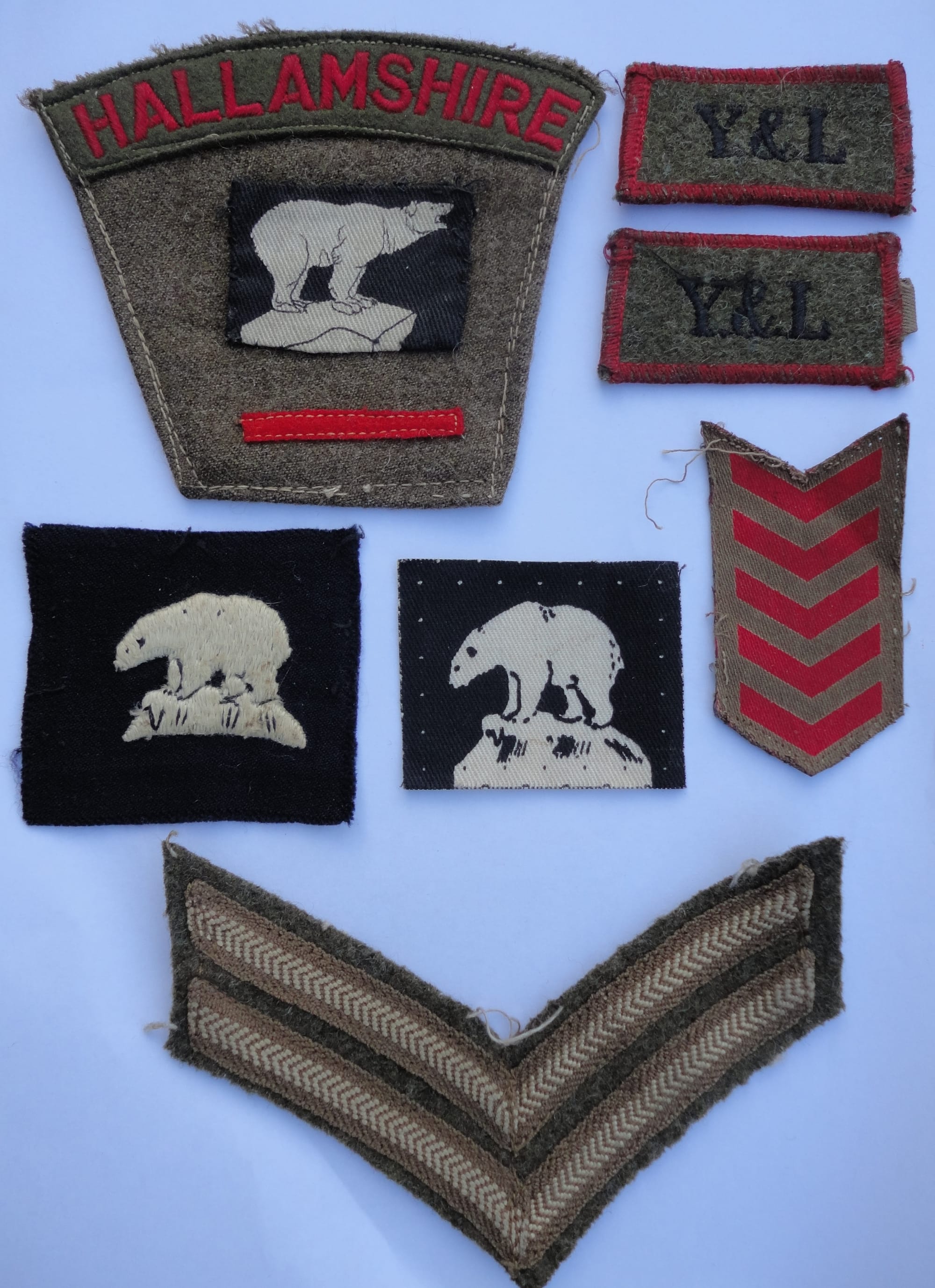 Cloth Badges Belonging to Hallamshire Soldier WW2 - BADGES OF THE YORK ...